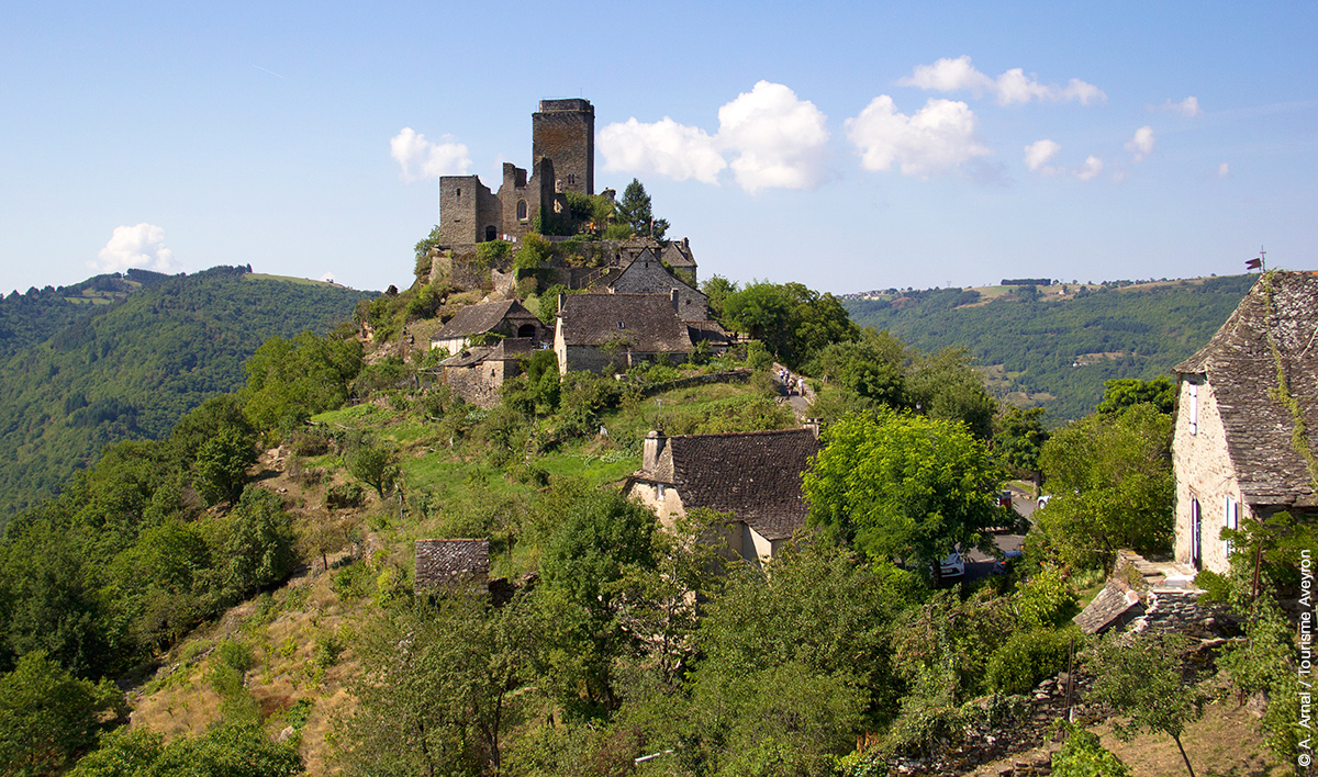 Le château de Valon se dévoile - Découvrir