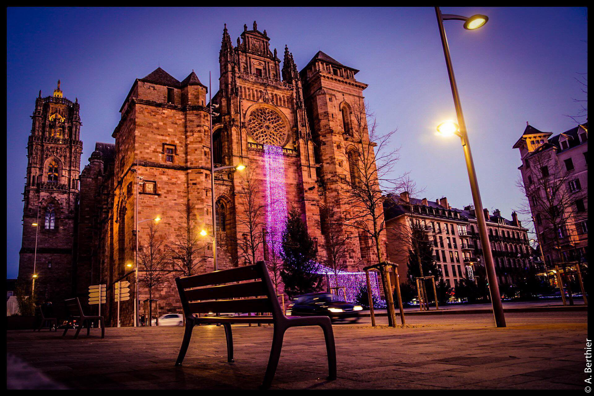 Le regard du photographe sur... Rodez la nuit